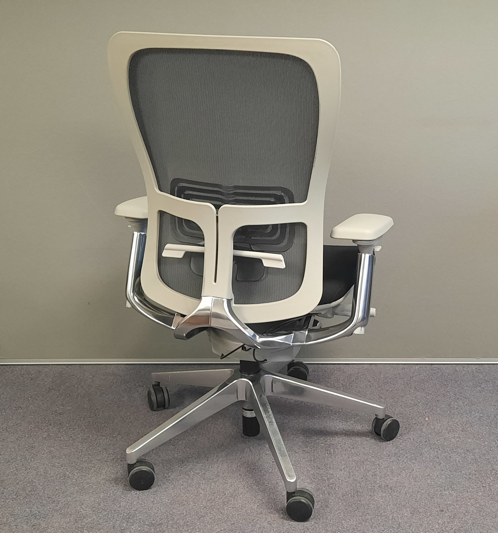 OC 24 - Haworth Zody Operators Chair |Gazelle Office Furniture ...