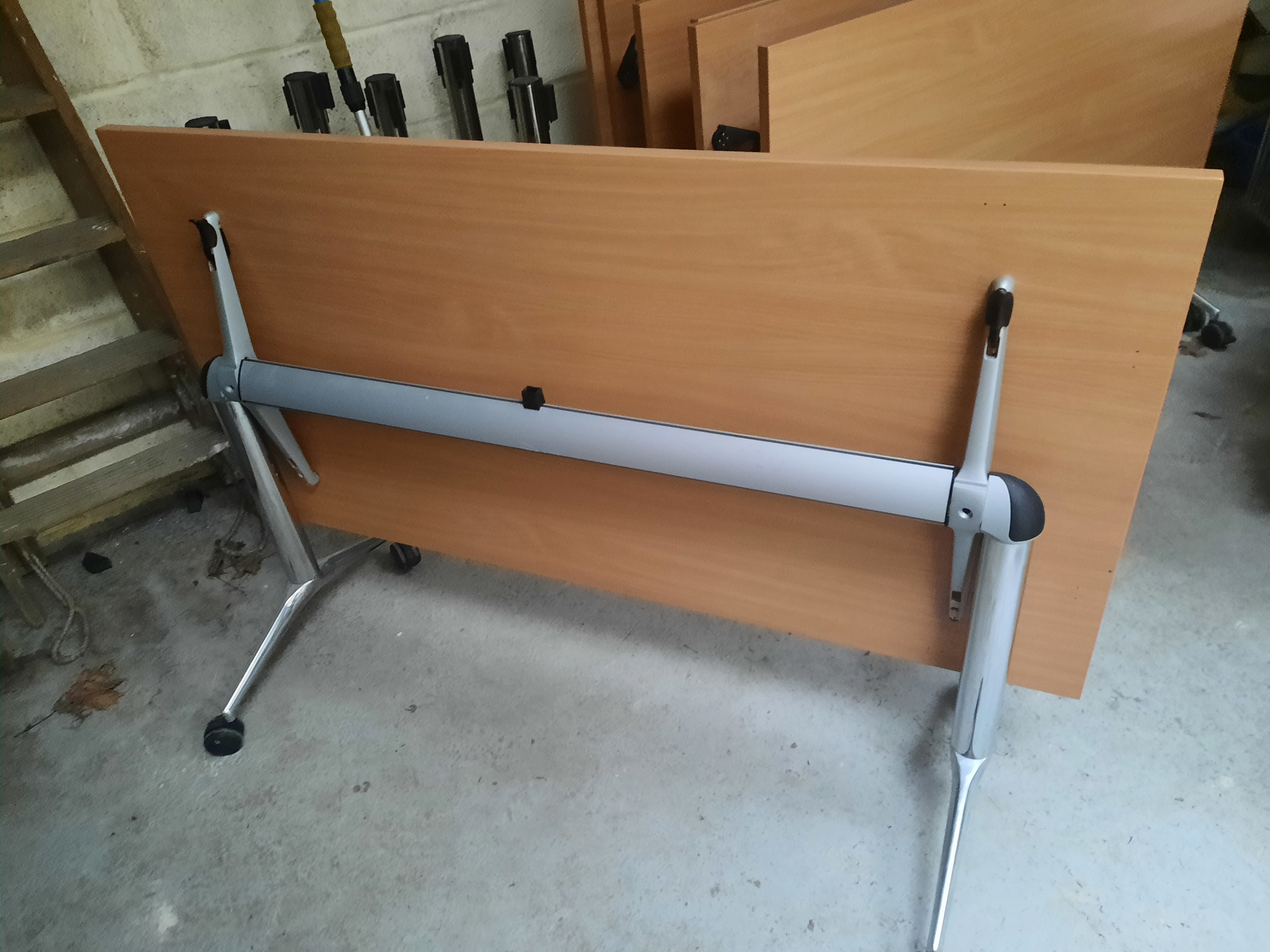 MT 1 - 1500mm Straight Fliptop Table | Gazelle Office Furniture