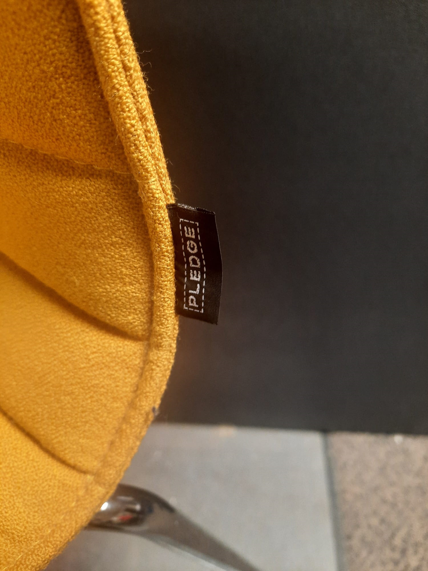 Pledge Bjorn Bar Stool | Gazelle Office Furniture